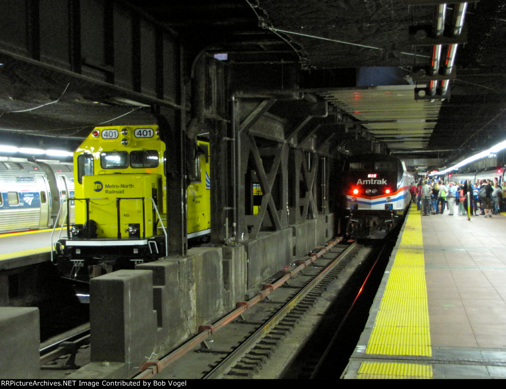 MNCR 401 and AMTK 822